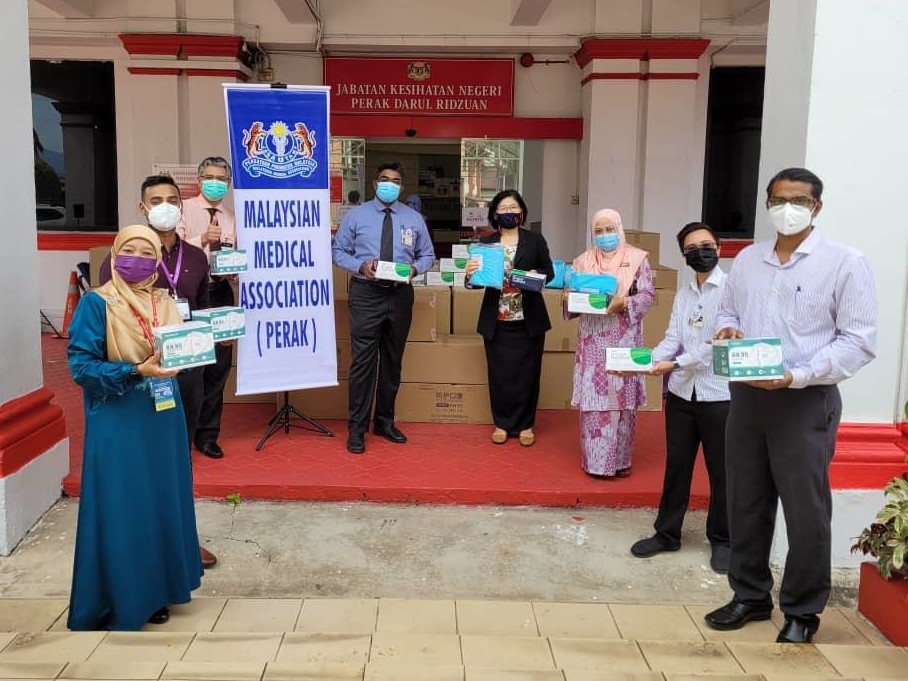 Contribution of PPE from MMA Perak to JKN Perak | Ipoh Echo