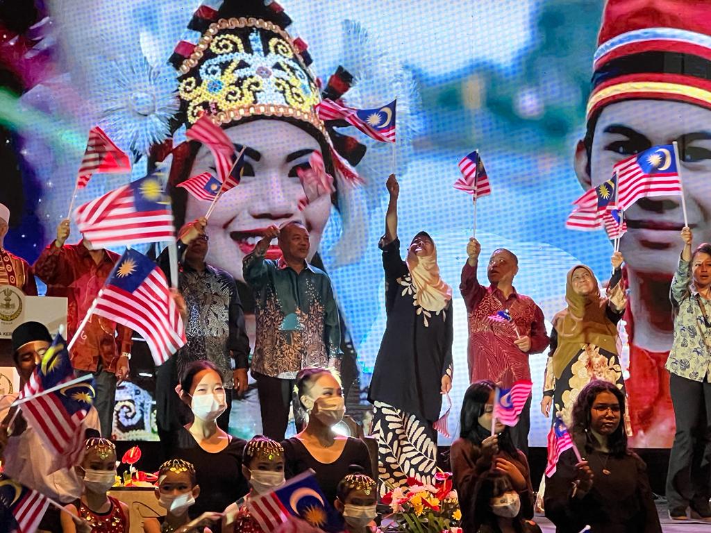 More Than 10,000 People Turned Up To Celebrate Merdeka | Ipoh Echo