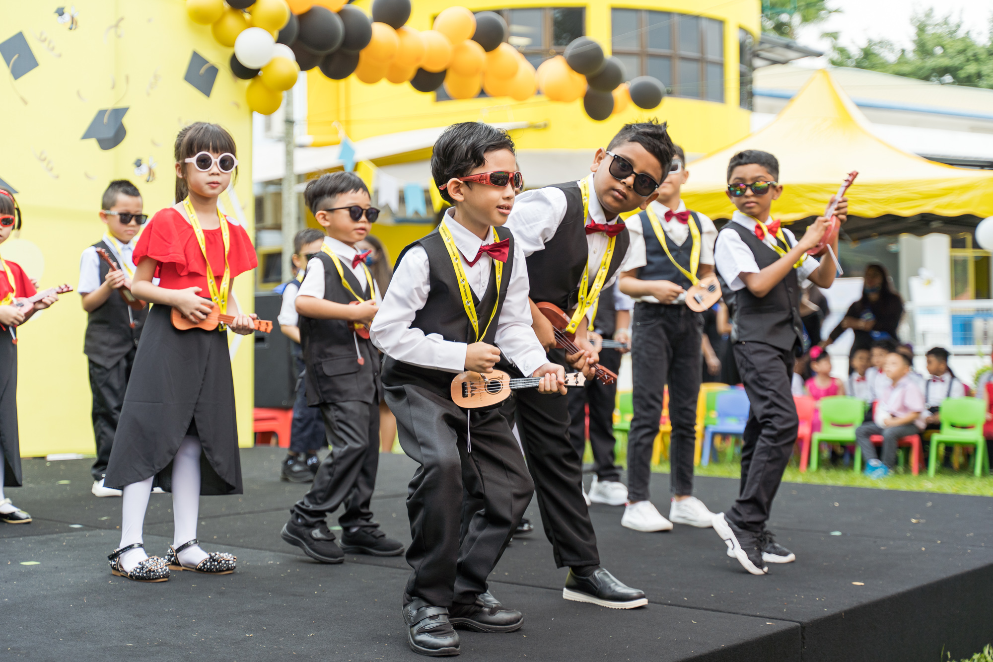 Kinder Labz Students Share Joy With Others During Their Graduation ...