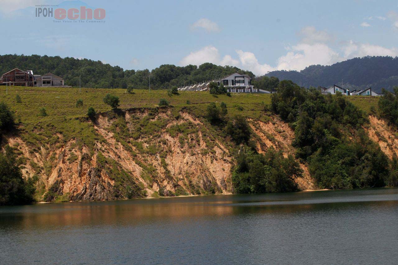 Slope collapse in Lahat, MBI is waiting on developer's report | Ipoh Echo