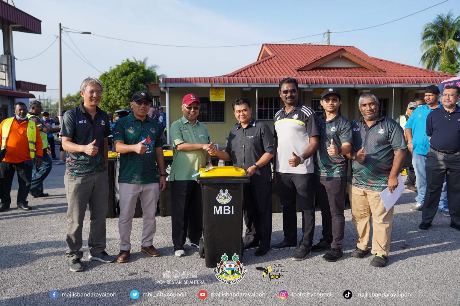 Launch of Automated Drive-Thru Recycling center 'Trash4cash' | Ipoh Echo