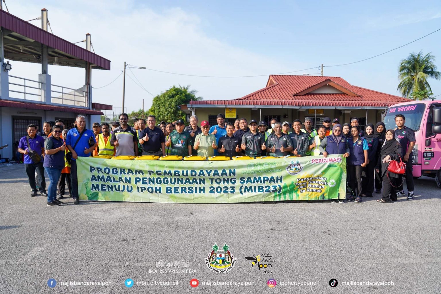 Launch of Automated Drive-Thru Recycling center 'Trash4cash' | Ipoh Echo