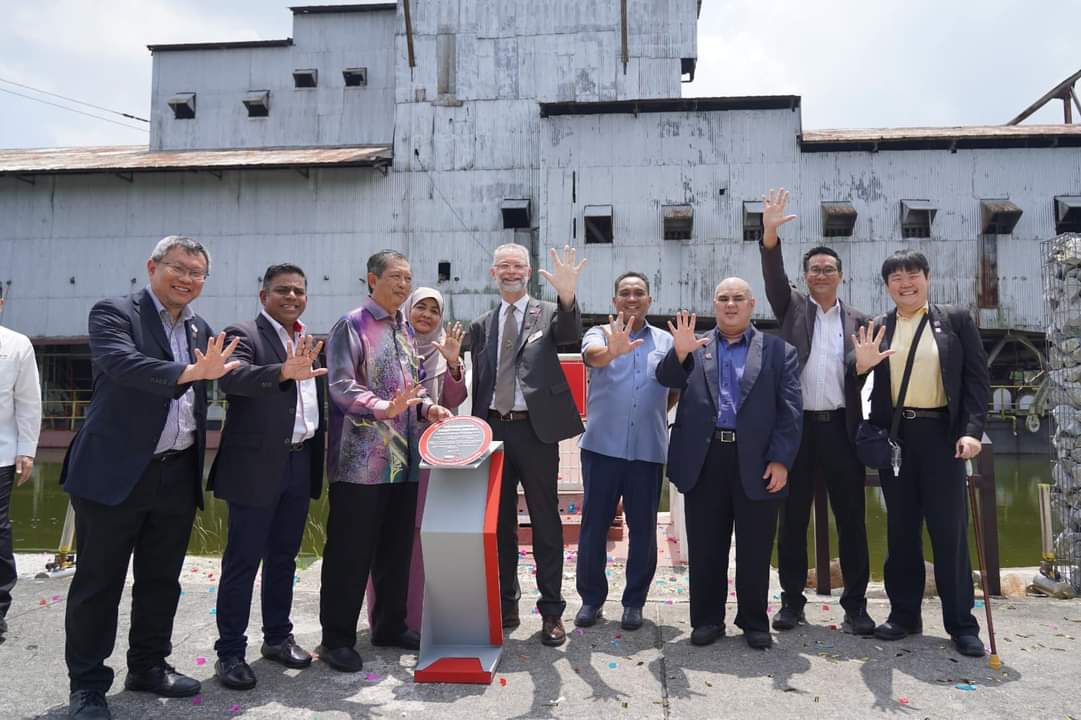 The TT5 dredger received an international engineering award | Ipoh Echo