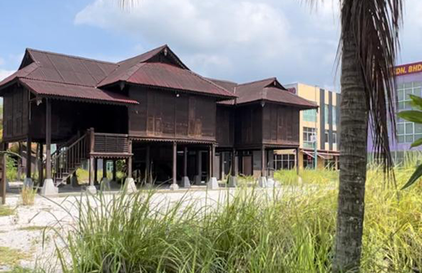 Don't Turn a Blind Eye: Take Action Now to Save 'Rumah Kutai' from ...