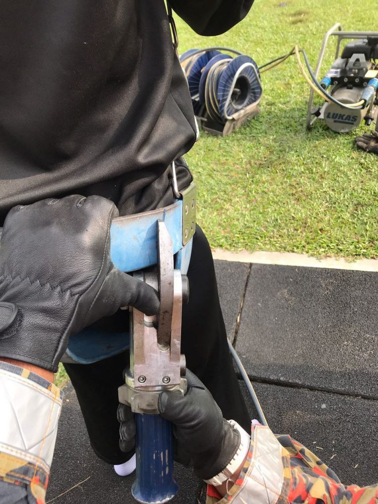 Firefighters rescue teenage girl trapped in a swing | Ipoh Echo