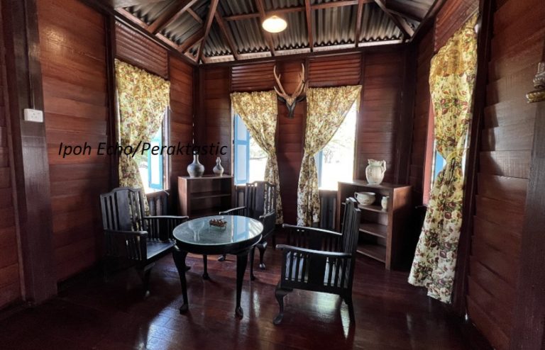 Galeri Rumah Lat: A Showcase of Dato' Lat's Art, a Treasured Collection ...