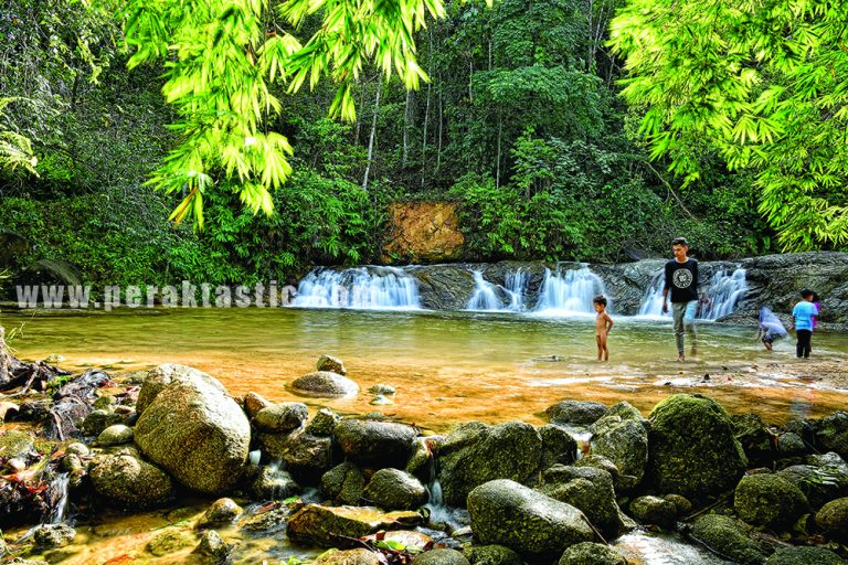 The Enchanting Waterfall of Perak Lata Tebing Tinggi is a hidden ...