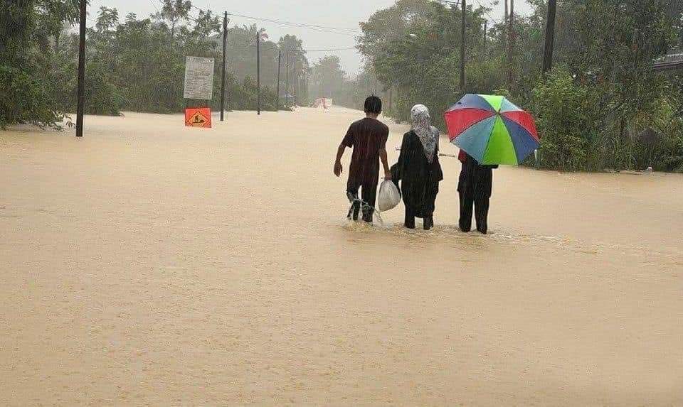 Exceptionally heavy rain causing flash floods | Ipoh Echo
