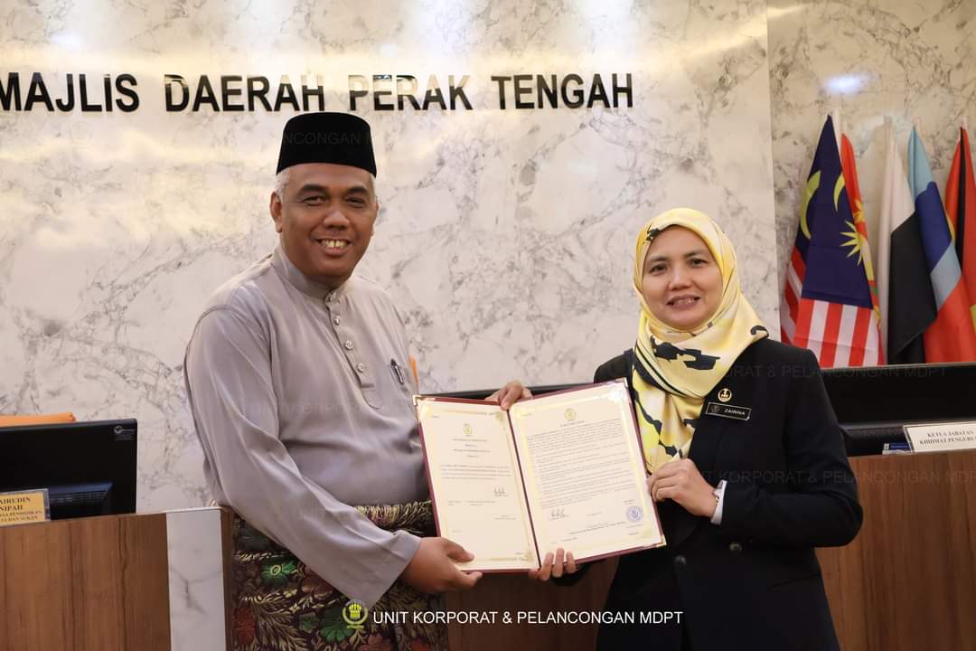 Zairina sworn in as YDP MDPT | Ipoh Echo