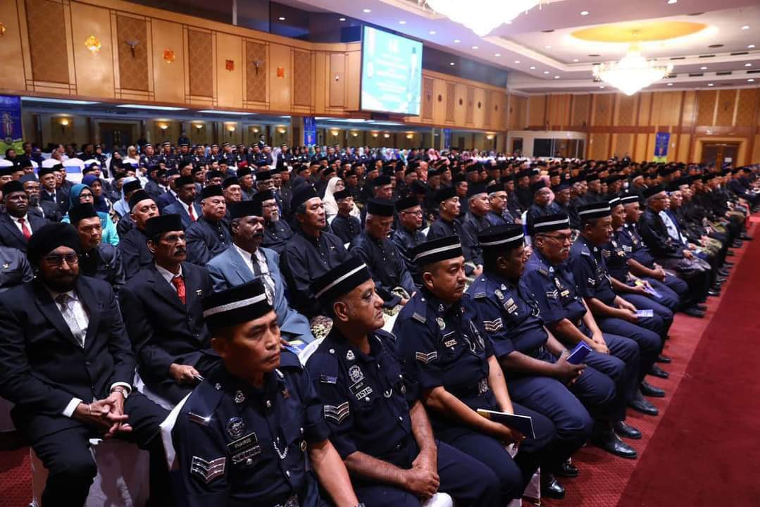 Service, Sacrifices of Former Emergency-era Police Officers Recognized ...