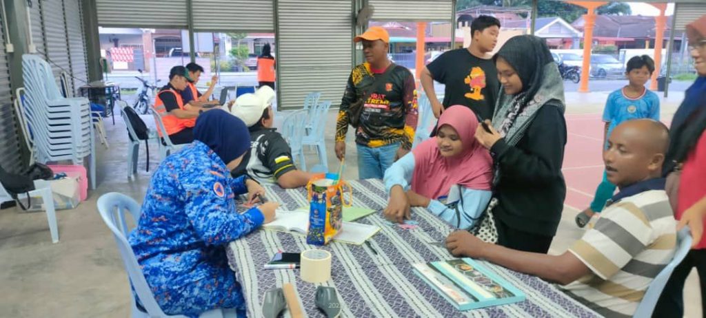 Flood: 30 victims in Hilir Perak take shelter at one evacuation center ...