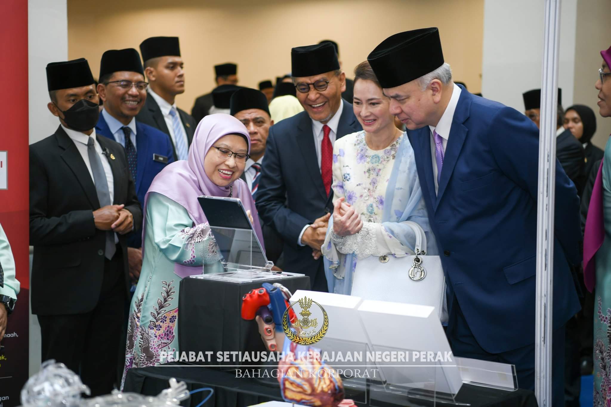 Sultan of Perak officiates Women, Children, and Cardiology Complex at ...