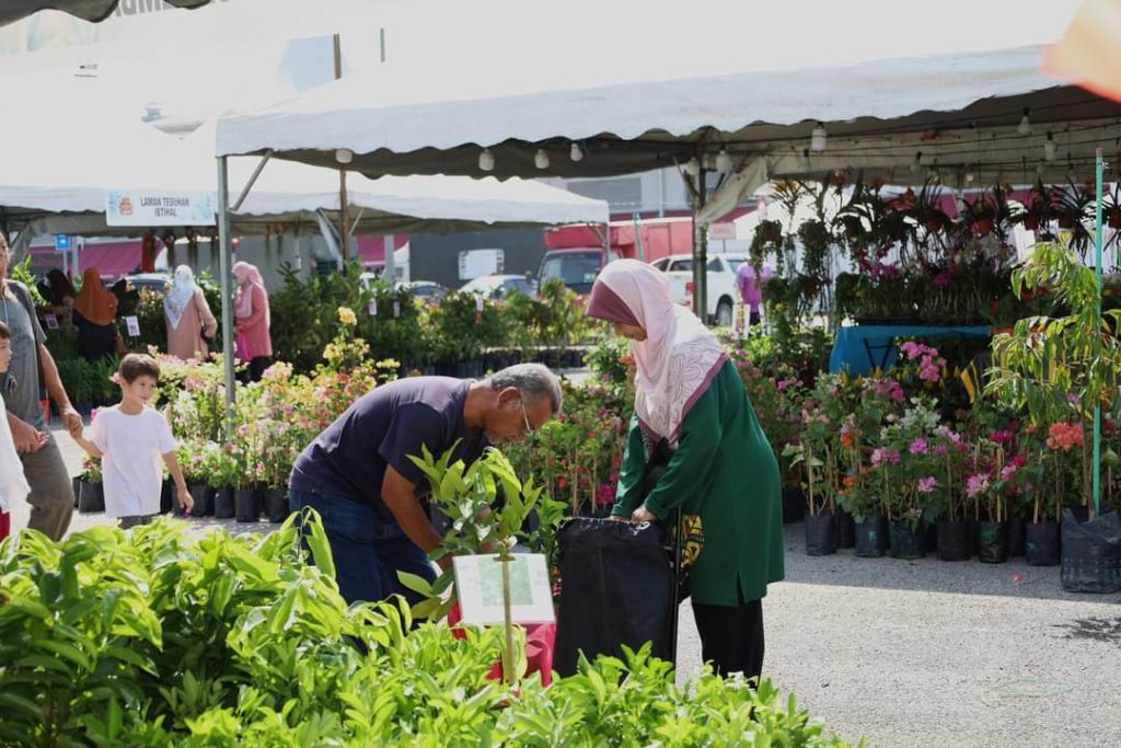 FAMA FEST 2024 @ PERAK at RTC Gopeng offers various agro-industry sales ...