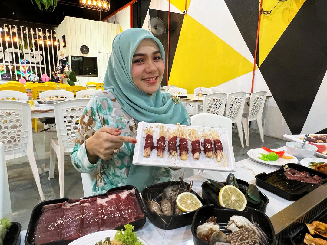 Lowest priced Ramadan Buffet: Johan Steamboat Tambun & Grill Restaurant ...