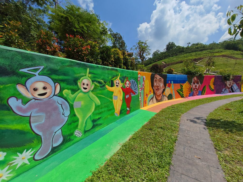 Zahara Garden, first in Perak to offer alpaca petting experience | Ipoh ...