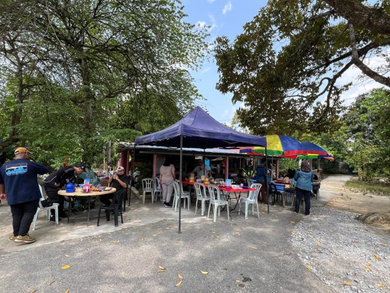 Mak Tam's Nasi Talam Set - Malay Traditional Taste! | Ipoh Echo