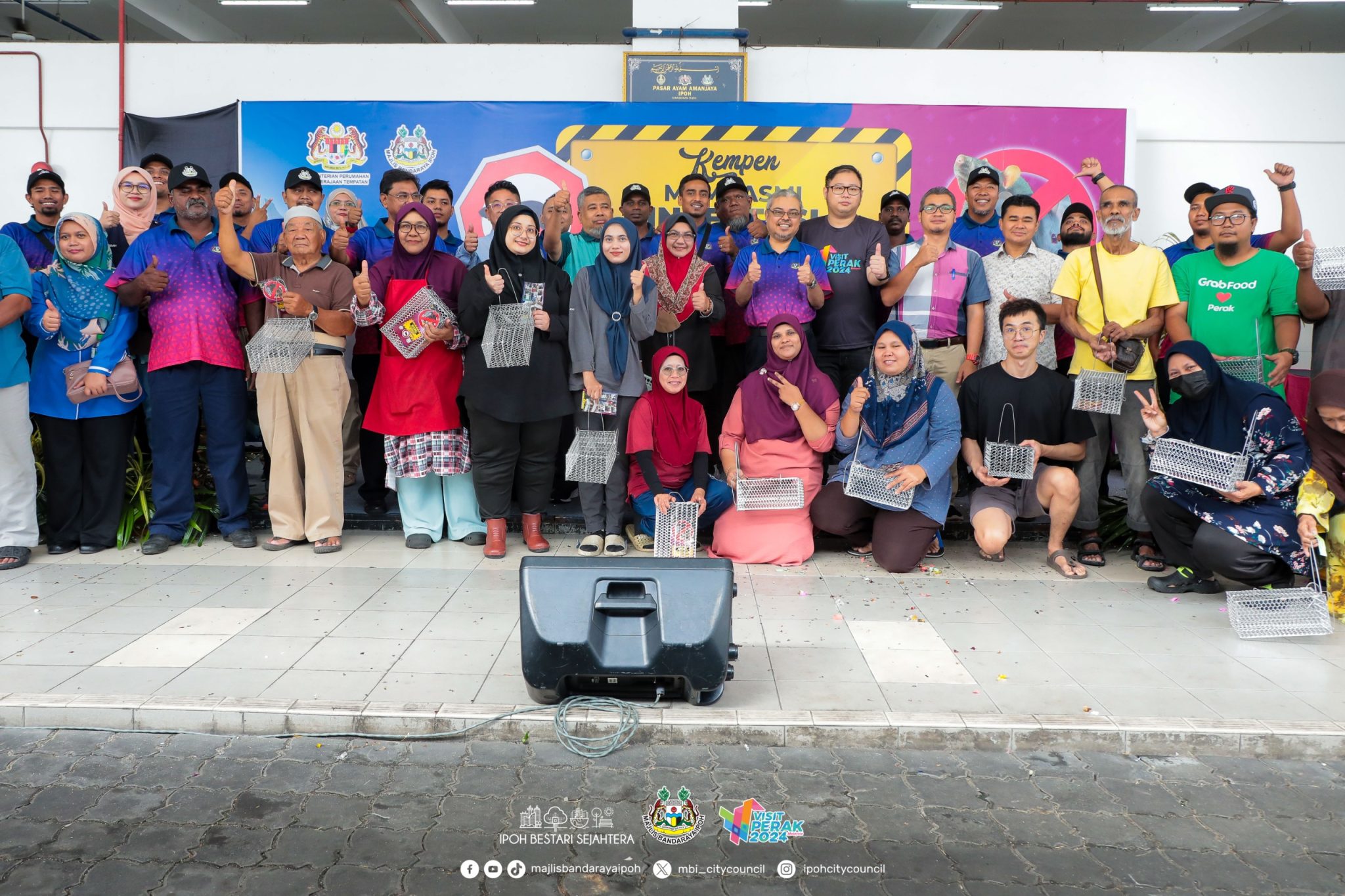 Inefficient Waste Management Causes Rat Infestation at Ipoh Central ...