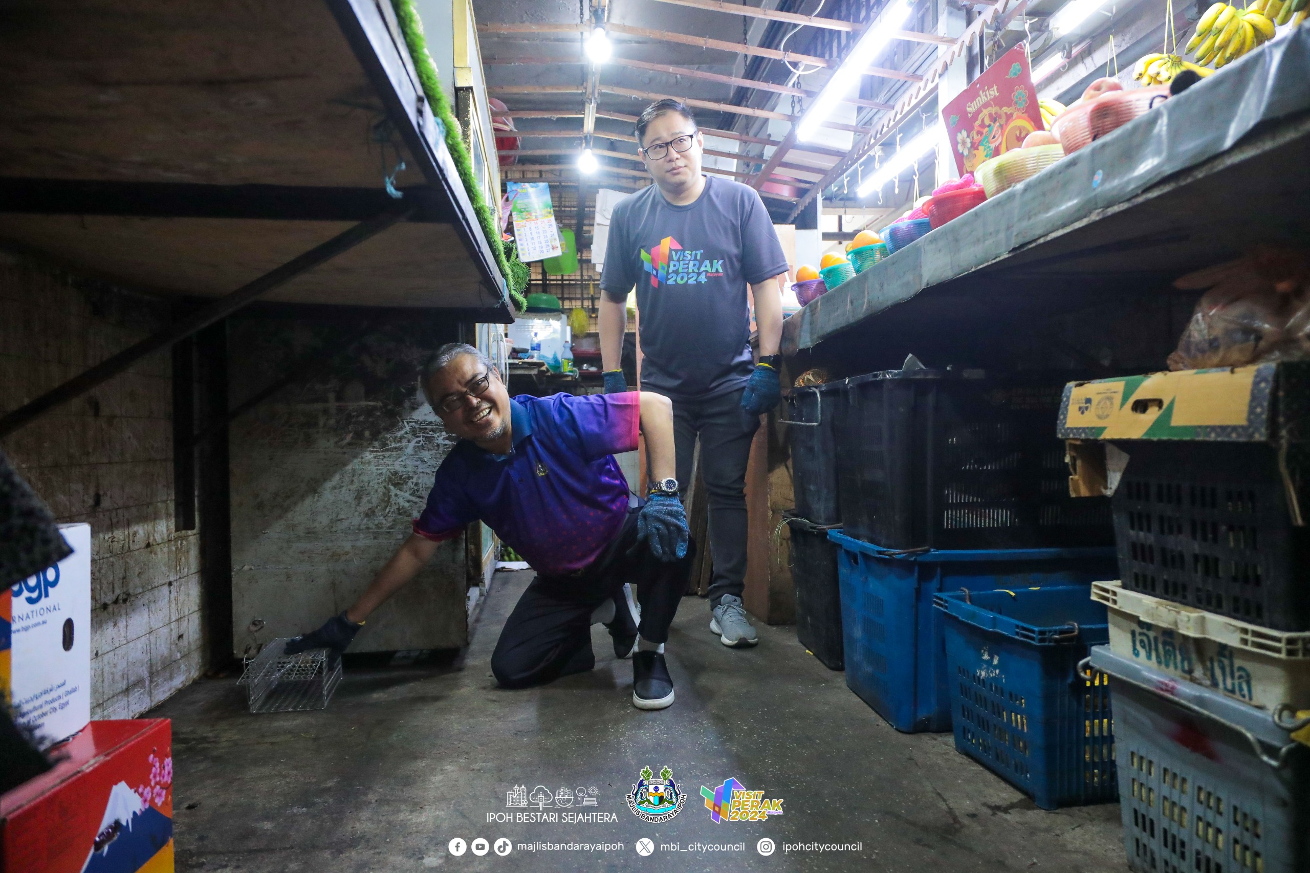 Inefficient Waste Management Causes Rat Infestation at Ipoh Central ...