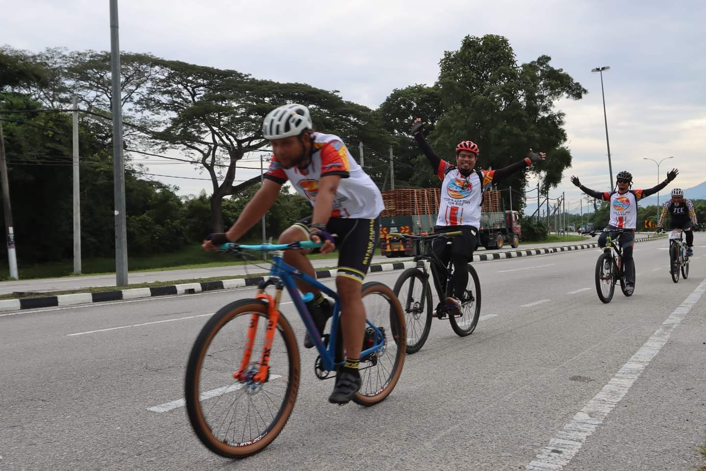 400 Participate in Fun Ride Railway To See Malaysia | Ipoh Echo