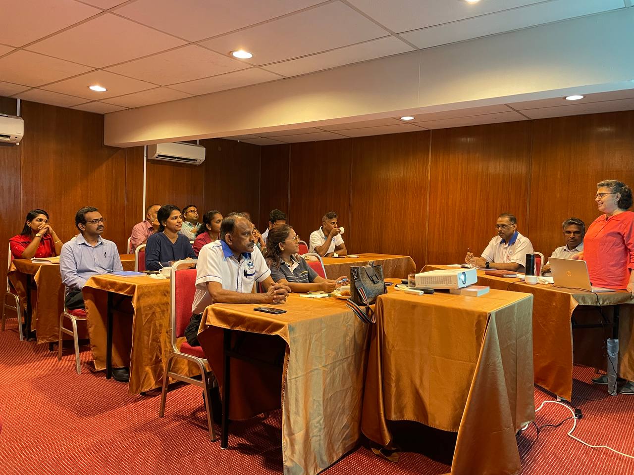 EWRF Brainstorm Ways To Support Indian Students | Ipoh Echo