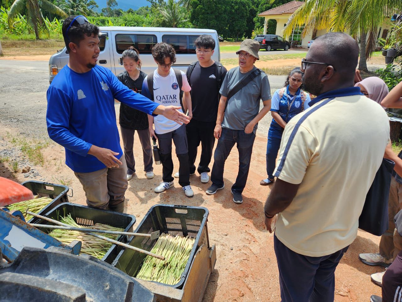 Singapore Polytechnic Students Explore Experiences with PUO, Community ...