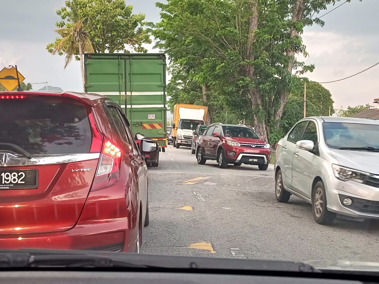 Call for Action on Obstructions Along Jalan Pegoh | Ipoh Echo