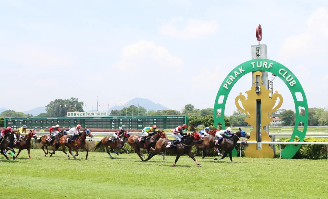 Don’t Miss A Grandstand Kind of Sunday at the Perak Turf Club | Ipoh Echo