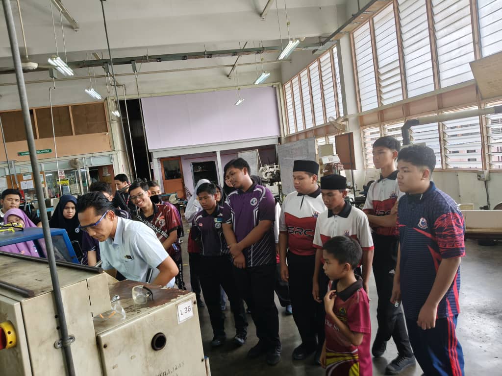 SciTech4U: 80 Students Around PUO Explore the World of STEM | Ipoh Echo